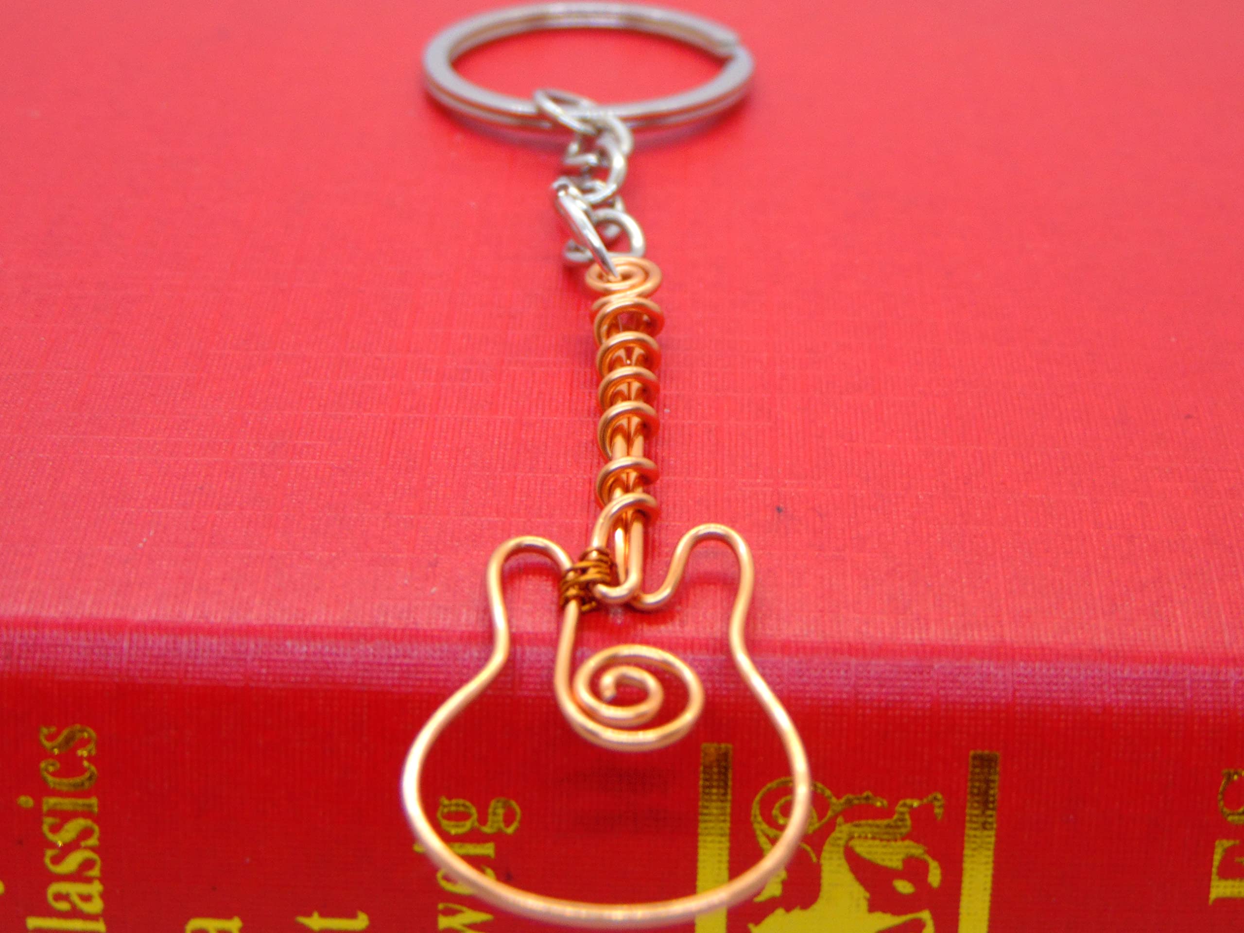 GREENHANDSHAKE Rabbit, Unique Copper Wire Keychain, KeyChains Women Men Keyring Gift Ideas, Bag Charm Key Chain for Handbag