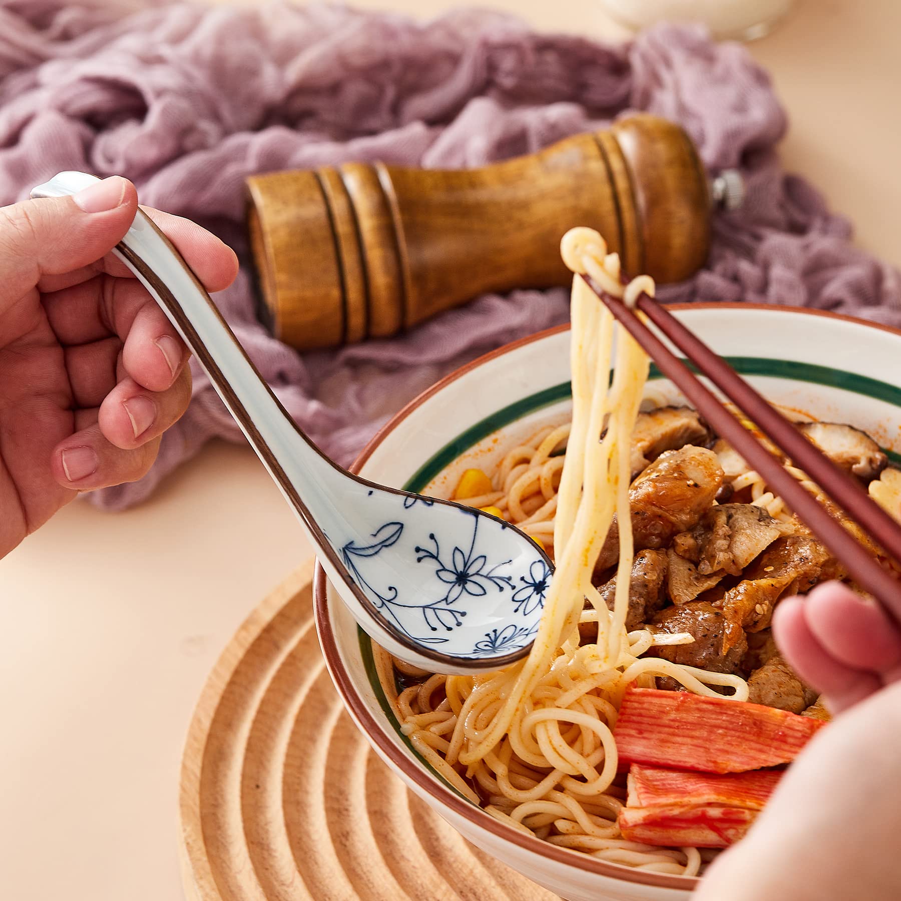 Hoilse Soup Spoons Set of 4,Asian Soup Spoon Ceramic Ramen Spoons, Japanese Soup Spoon Long Handle Perfect Depth for Dumpling, Pho, Noodles, Miso, Chinese Wonton, Dishwasher Safe