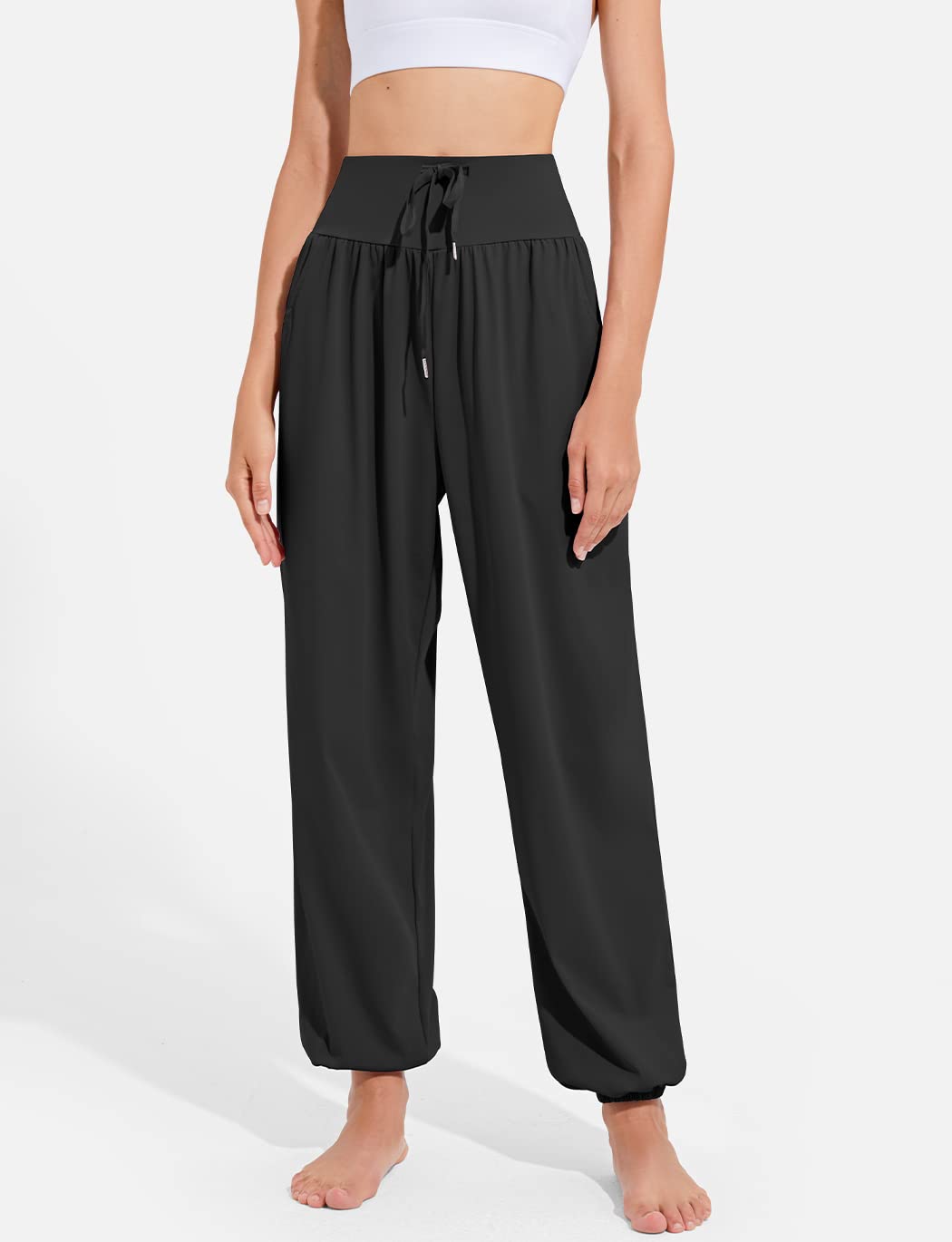 Haellun Women's Drawstring Yoga Joggers Harem Pants Loose Workout Sweatpants Lounge Pants with Pockets(Black,M)