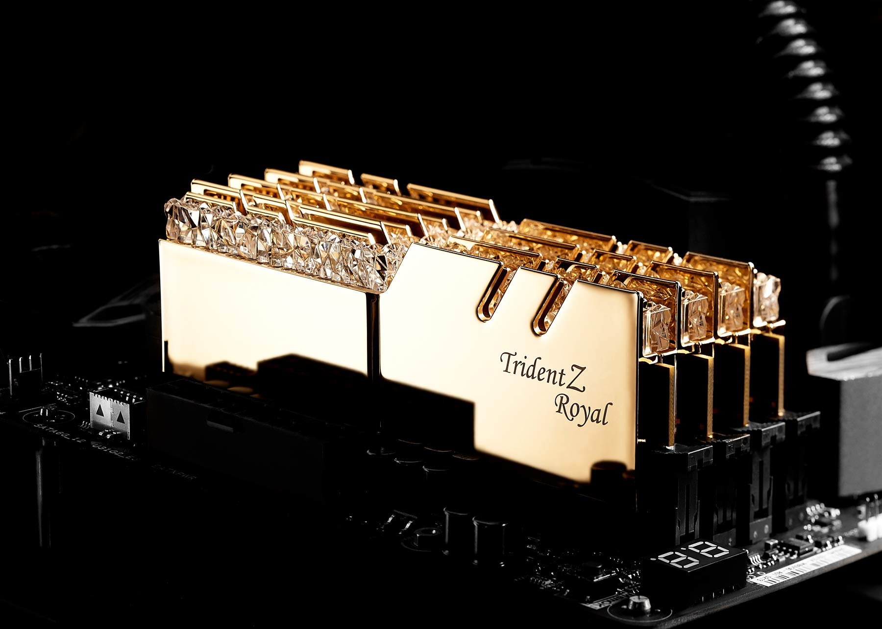 G.Skill 32GB DDR4 Trident Z Royal Gold 3200Mhz PC4-25600 CL16 1.35V Dual Channel Kit