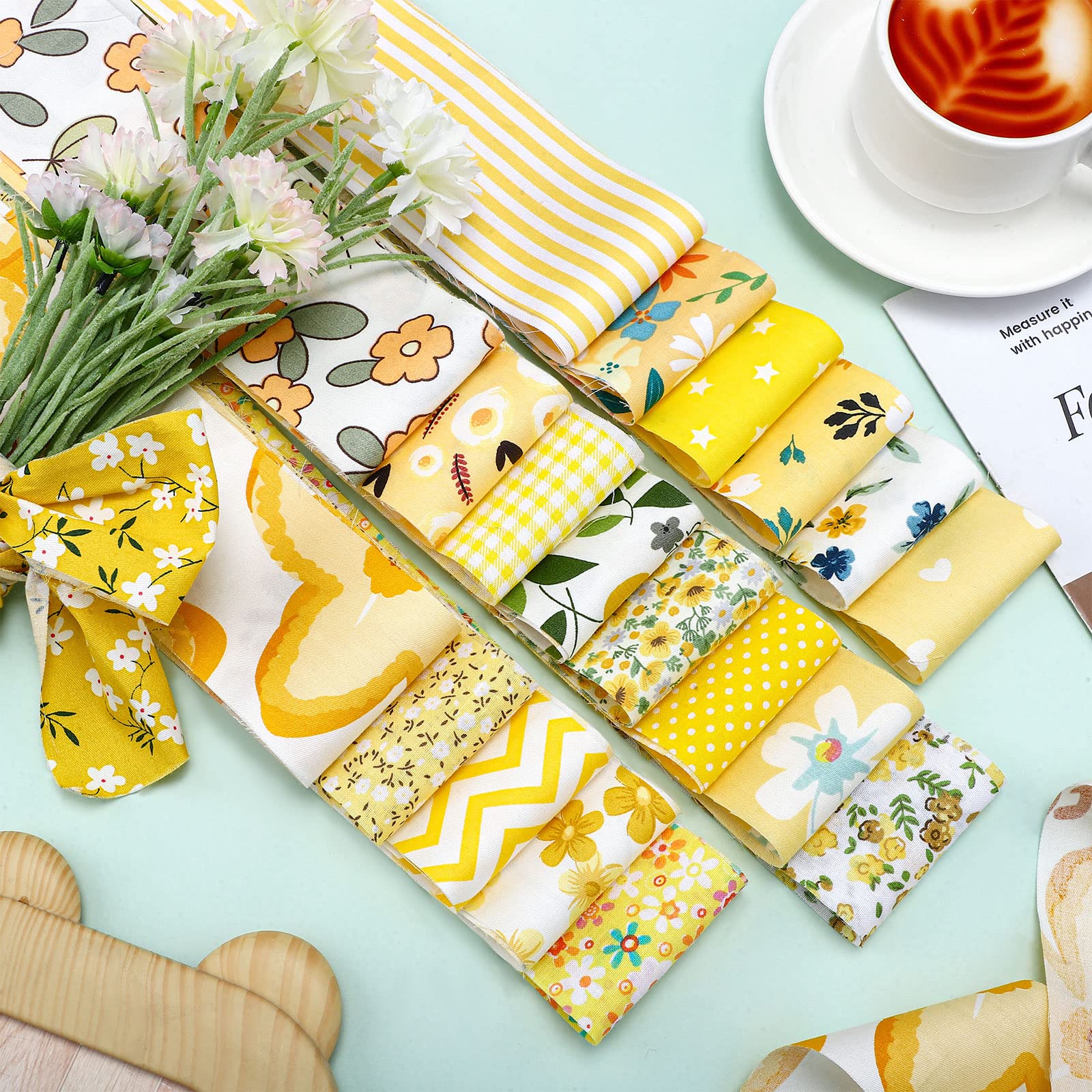 Ganeen 100 Pcs Cotton Fabric Patchwork Quilting Strips 2.56 Inch Precut Patchwork Roll Japanese Style Cotton Fabric Quilting Fabric Strips Craft for DIY Craft Sewing(Vibrant Floral)