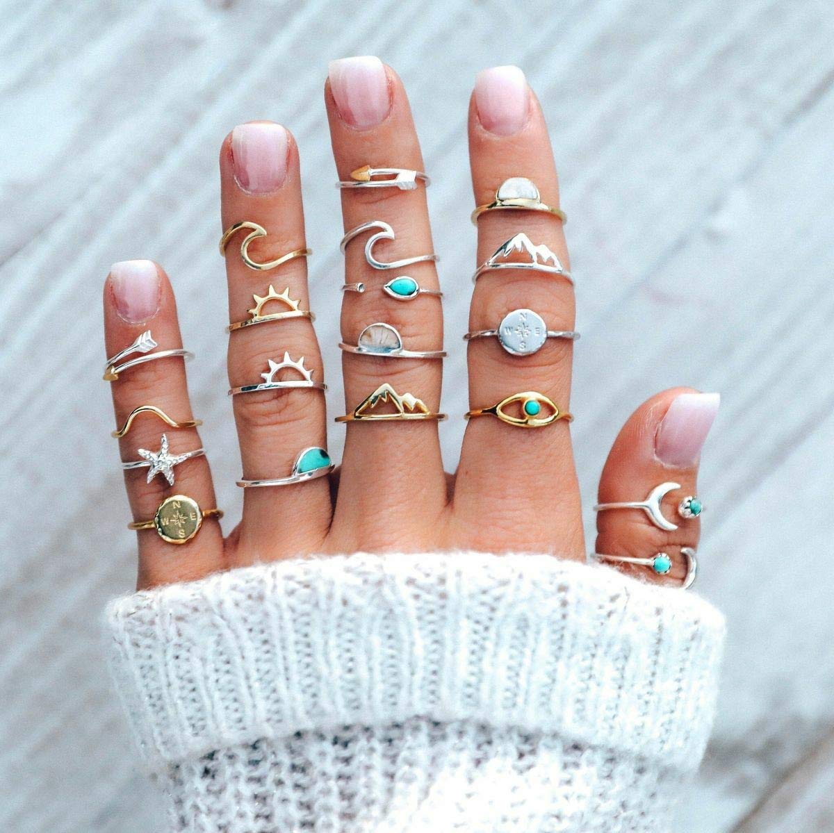 FUTIMELY 12-19Psc Vintage Knuckle Rings Set Stackable Midi Rings for Women Girls Bohemian Gold&Silver Rings Crystal Joint Finger Rings Pack Set (19PCS)