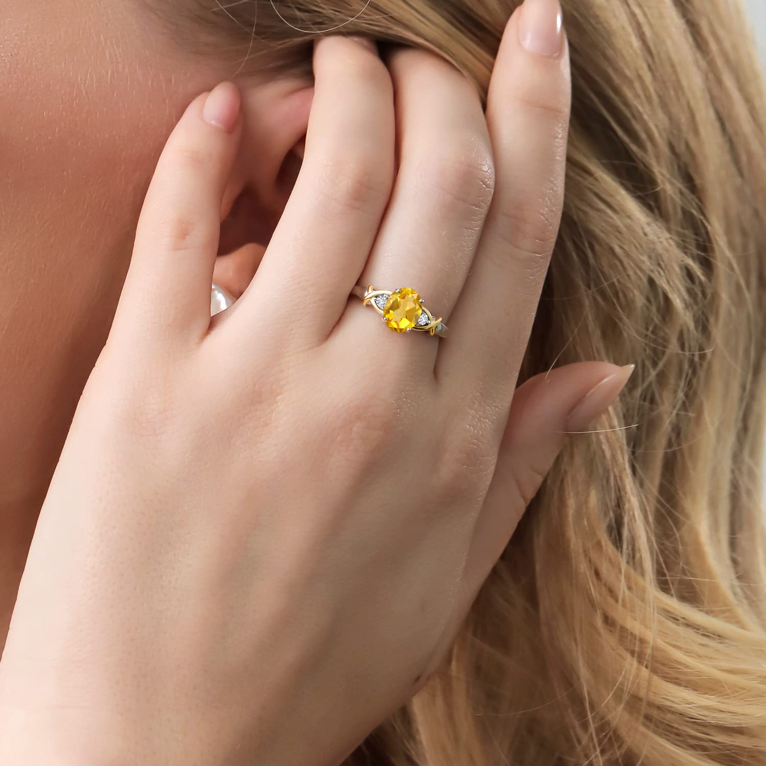 Gem Stone King 2 Tone 10K Yellow Gold and 925 Sterling Silver Yellow Citrine and Lab Grown Diamond Engagement Ring For Women (1.38 Cttw, Gemstone Birthstone, Available In Size 5, 6, 7, 8, 9)