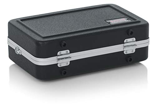 Gator Cases Lightweight Molded Clarinet Case with Locking Latch and Plush Lined Interior; Stackable (GC-CLARINET)