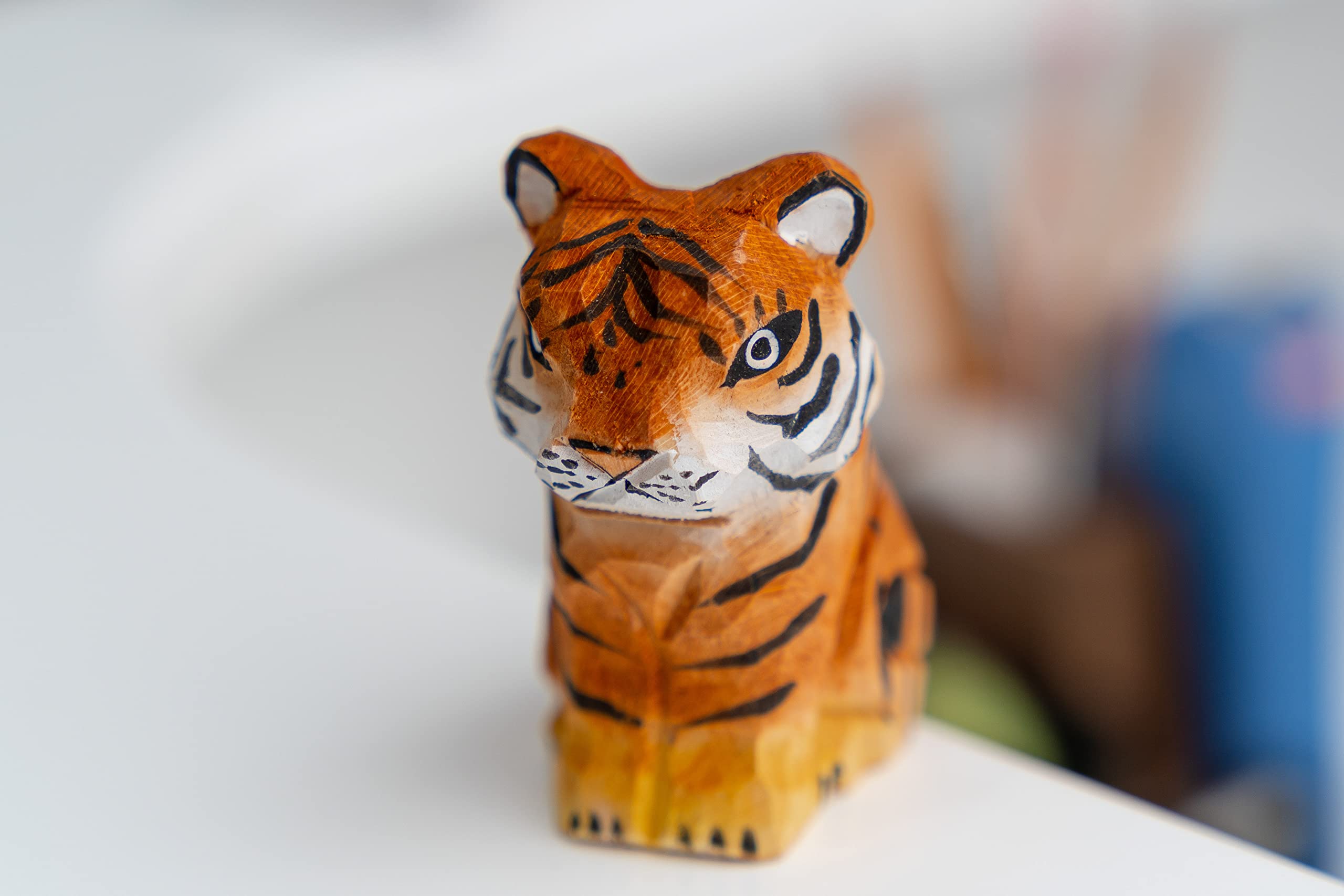 Islandoffer Bass Wooden Carving Mighty Tiger [Animal Series]