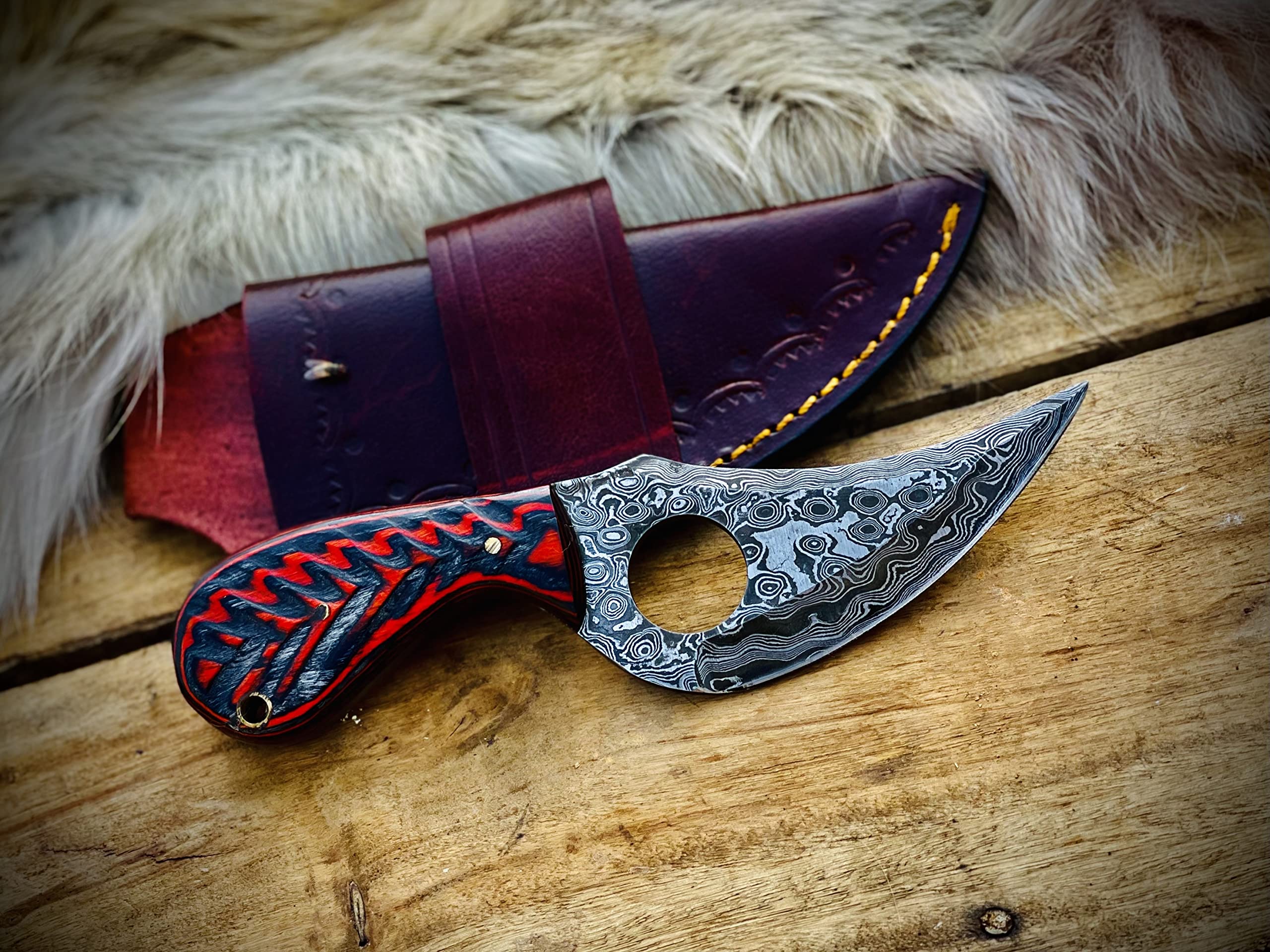 Iron Thrones Custom Handmade Hunting Knife Camp Knife Damascus Steel Skinning Knife EDC 7.3" Overall Red Black Exotic Wood with Custom Sheathe (Red&Black Handle)