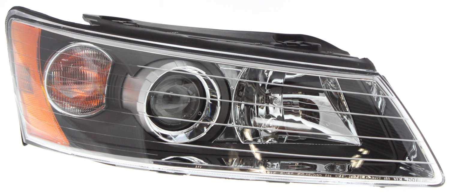 Garage-Pro Headlight Compatible with 2006 2007 2008 Hyundai Sonata Assembly With Bulb Set Driver and Passenger Side