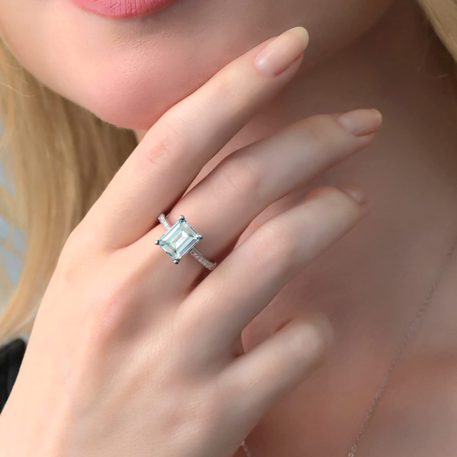 Gem Stone King 925 Sterling Silver Sky Blue Simulated Aquamarine and White Created Sapphire Women Engagement Ring (3.36 Cttw) (Size 7)