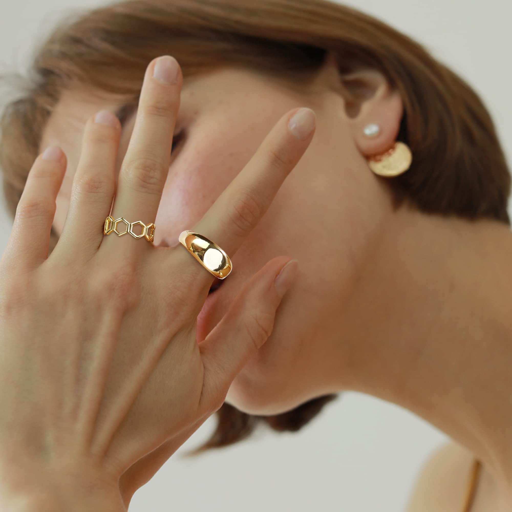 HAIAISO 20Pcs Gold Dome Chunky Rings Set for Women 18K Gold Plated Crystal Snake Heart Signet Ring Adjustable Open Band Rings Size 4-9