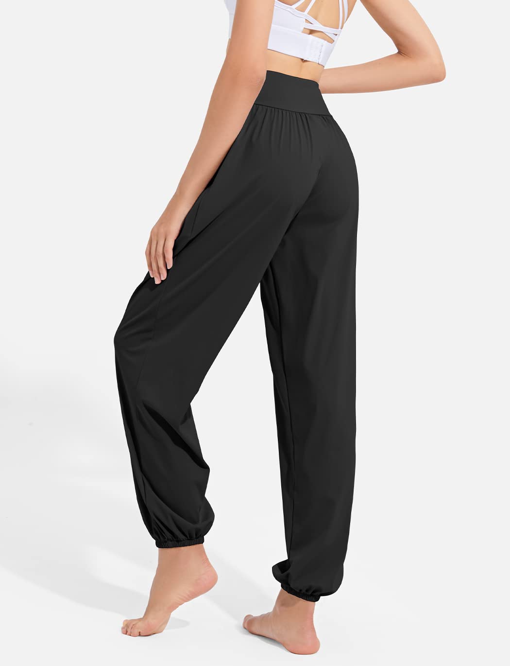 Haellun Women's Drawstring Yoga Joggers Harem Pants Loose Workout Sweatpants Lounge Pants with Pockets(Black,M)