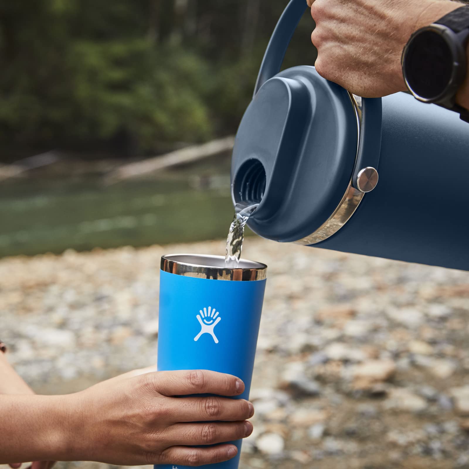 Hydro Flask Oasis - 1 Gallon 128 Oz Insulated Travel Water Bottle Jug