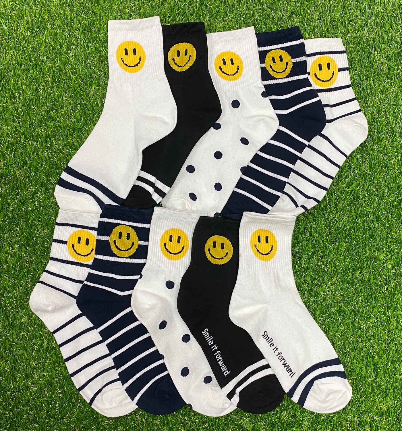 holawit Happy Face Fun Design Positive Smile Black & White Variety Crew Socks 5P Set