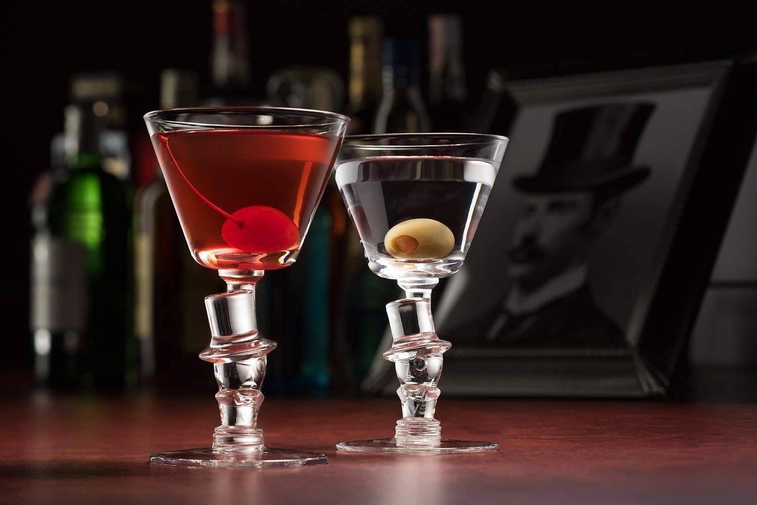 HISTORY COMPANY Knickerbocker Bar “Mr. Astor’s Top Hat” Original Martini Glass, 2-Piece Set (Gift Box Collection)