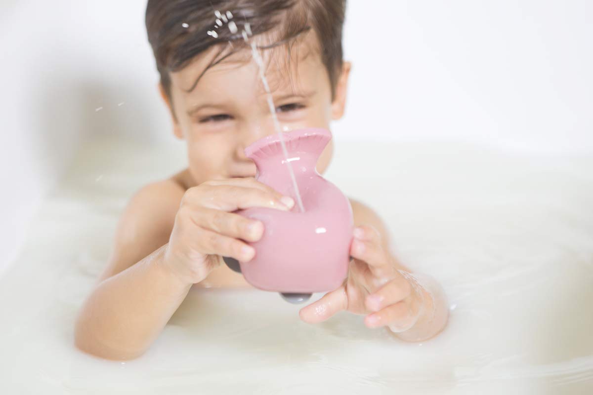HEVEA Ingeborg The Whale Bath Toy. Upcycled Rubber, Plant Based, Plastic-Free, Eco-Friendly & BPA-Free