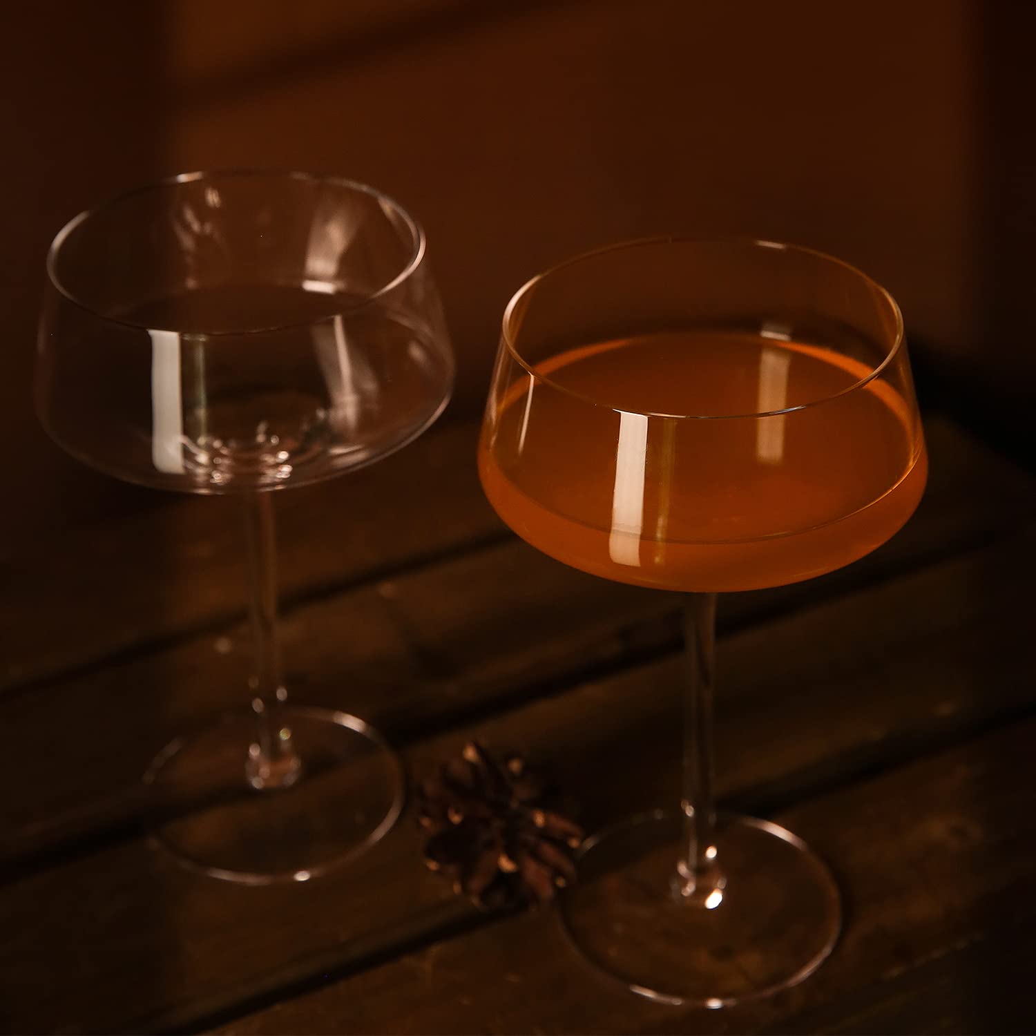JYB&XY Martini Glasses Set of 4 | 9 oz Coupe Glass Classic Cocktail Glassware Hand Blown Premium Crystal Glass for Champagne, Cocktail,wine,martini Flutes