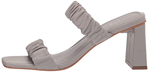 GUESS Women's Aindrea Heeled Sandal, Light Gray 050, 7