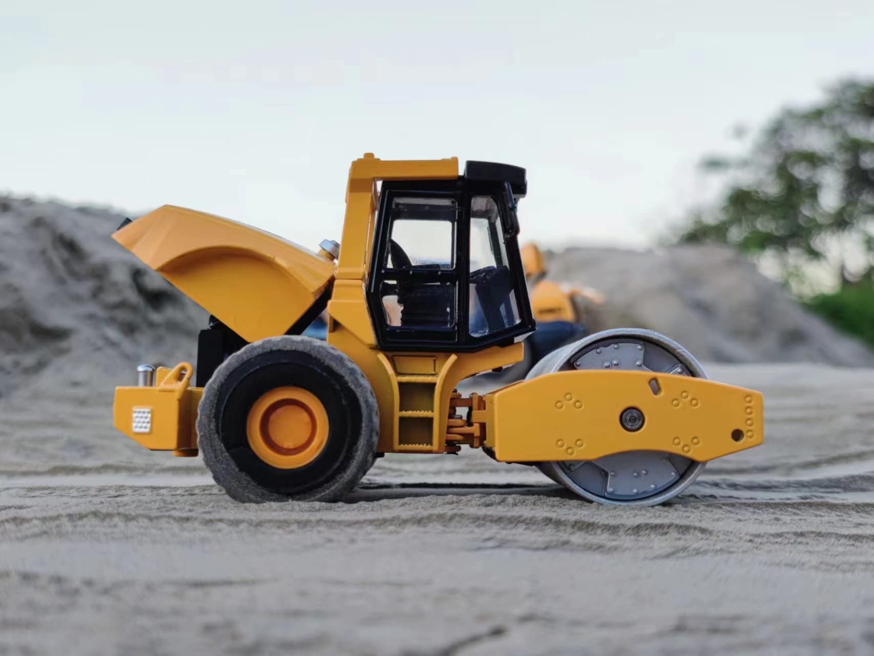 Jeonz 1/50 Alloy Single-Drum Road Roller Toy Metal Construction Diecast Road Roller Model