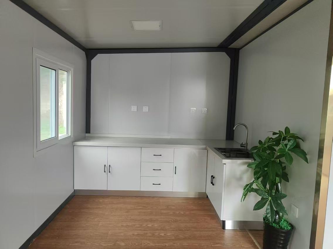 Luxury 40 ft Tiny House: Portable prefab Home with 2 bedrooms, a Fully Equipped Bathroom and Kitchen, Designed for Adult Living. This Foldable Mobile Home boasts a Durable Steel Frame.