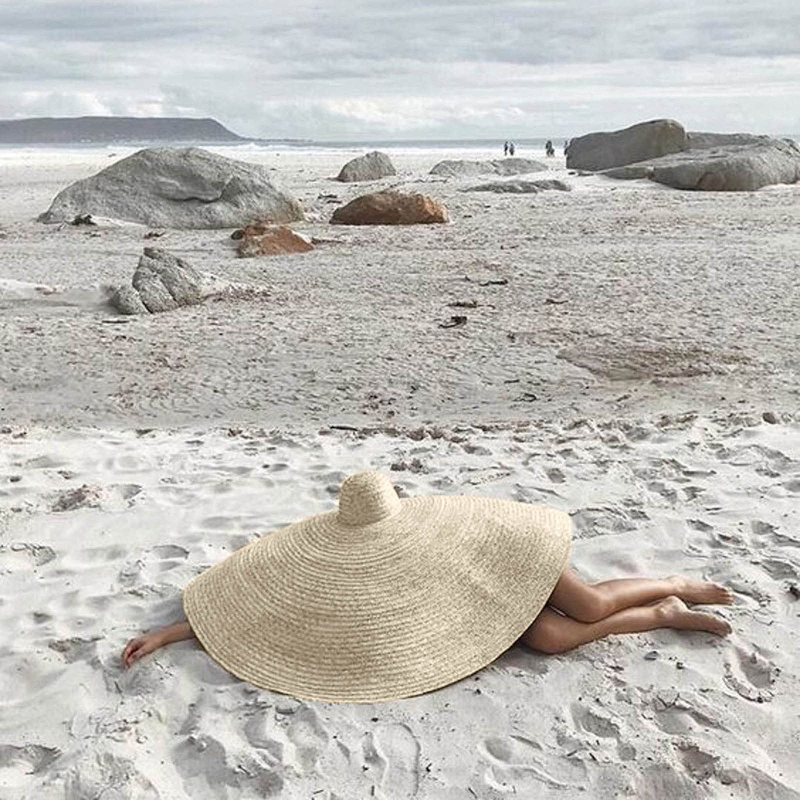 HNTHY Woman Large Sun Hat Beach Sun Protection Foldable Straw Cap Oversized Collapsible Beach Hat Beach (Color : A, Size : 27x27X9CM)