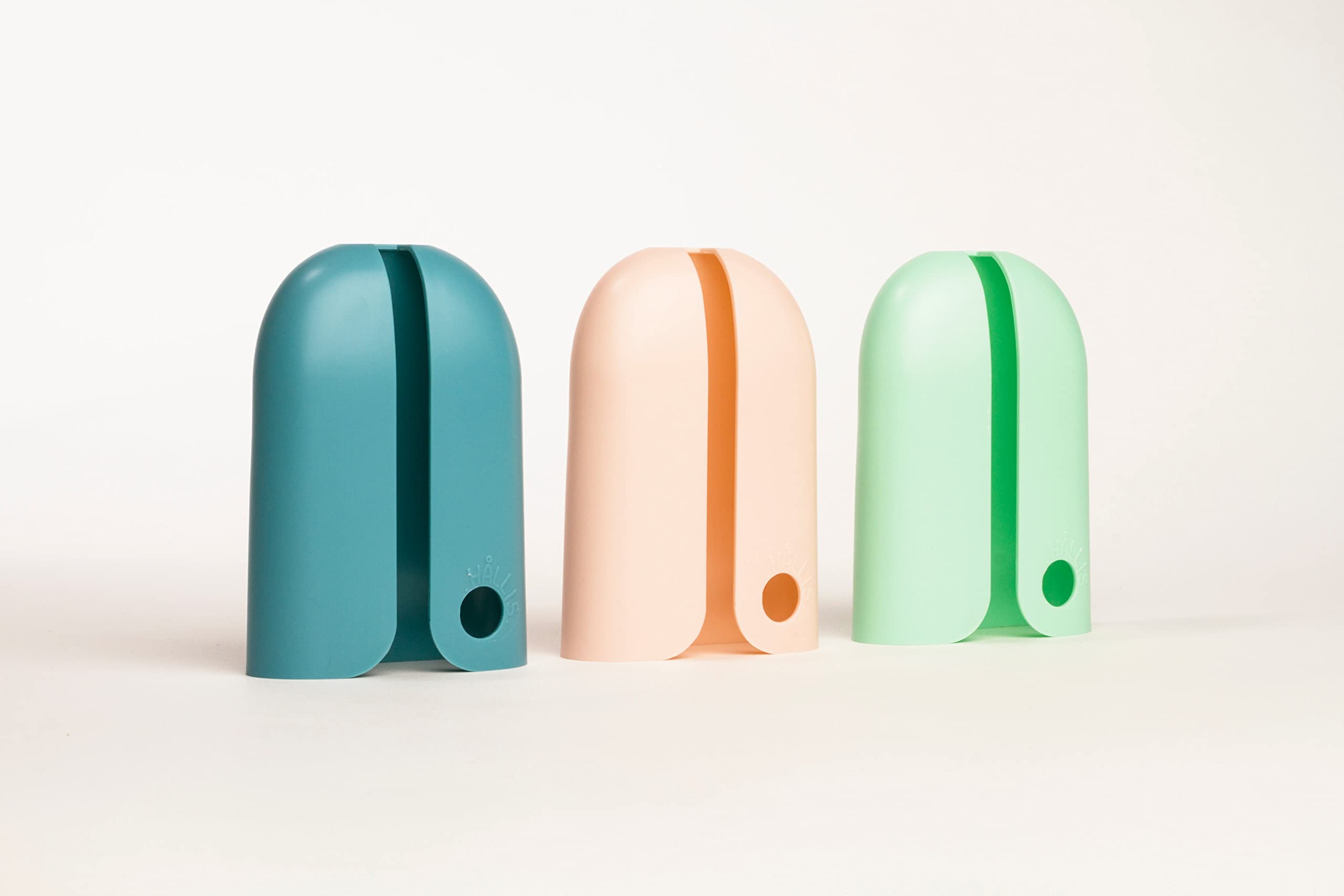 HÅLLIS The Swedish Squeeze Pouch Holder - The Baby Product You Didn't Know You were Missing - Enjoy a Snack on The go - No More Messy Clean-ups - Fits Most Squeeze Pouches - Twin & Tripple Pack Also