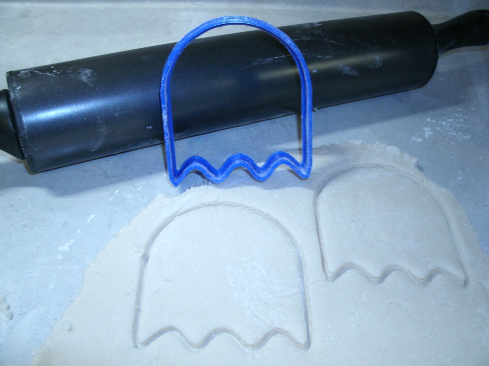 INSPIRED BY PACMAN GHOST VIDEO GAME ARCADE CHARACTER COOKIE CUTTER MADE IN USA PR496