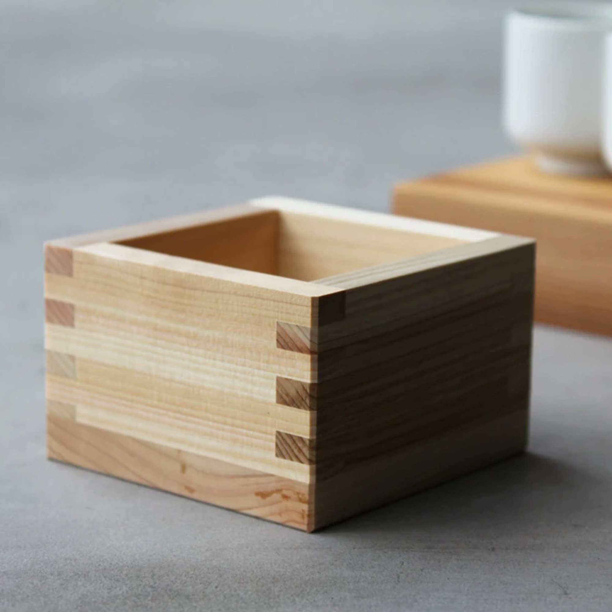 JapanBargain 2757, Wooden Sake Cups Masu Japanese Hinoki Wood Saki Cup Box Made in Japan, Plain, 4 ounce, Set of 2
