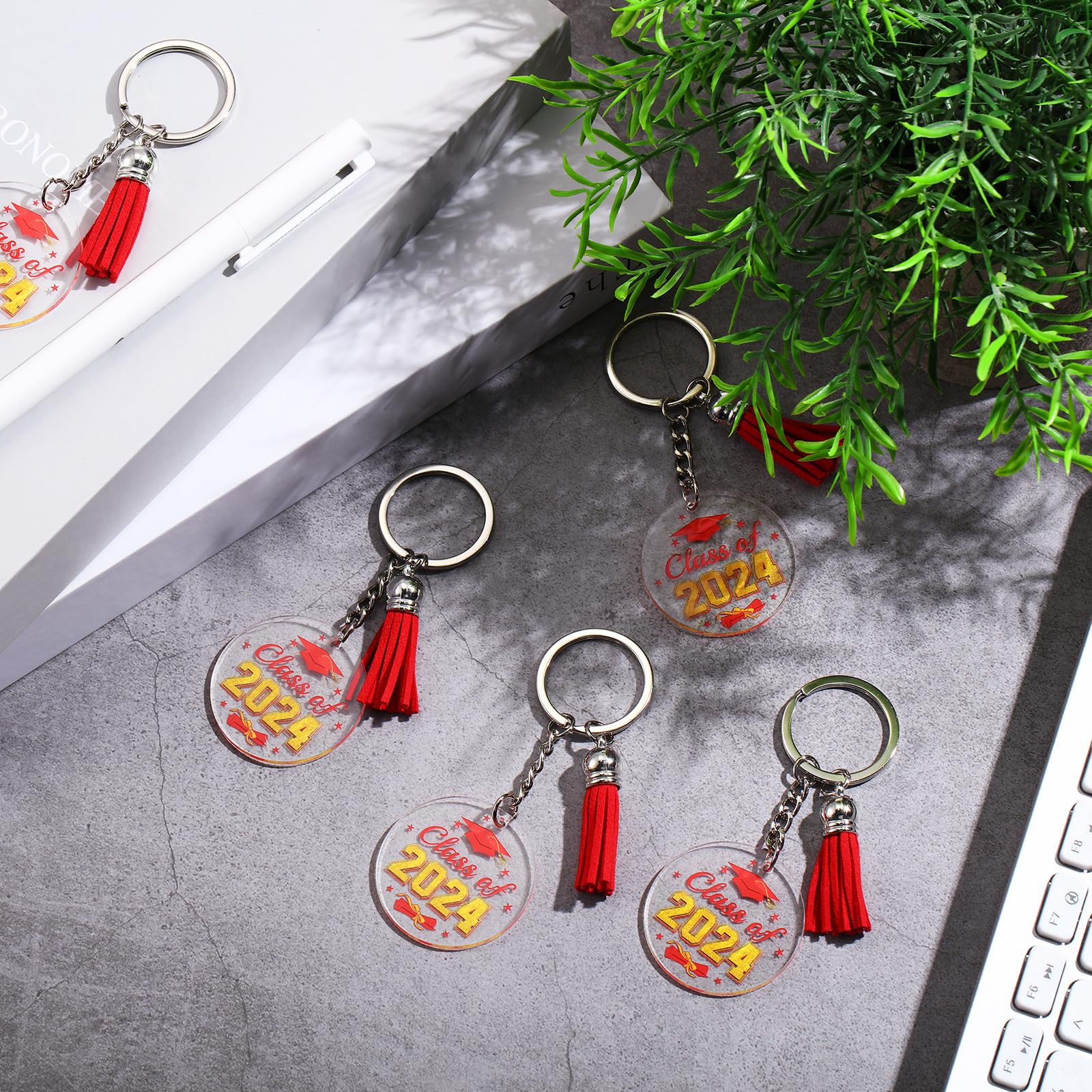 Kigeli 30 Pcs Class of 2024 Graduation Keychains Gifts Acrylic Keychains with Tassel for College High School(Red)