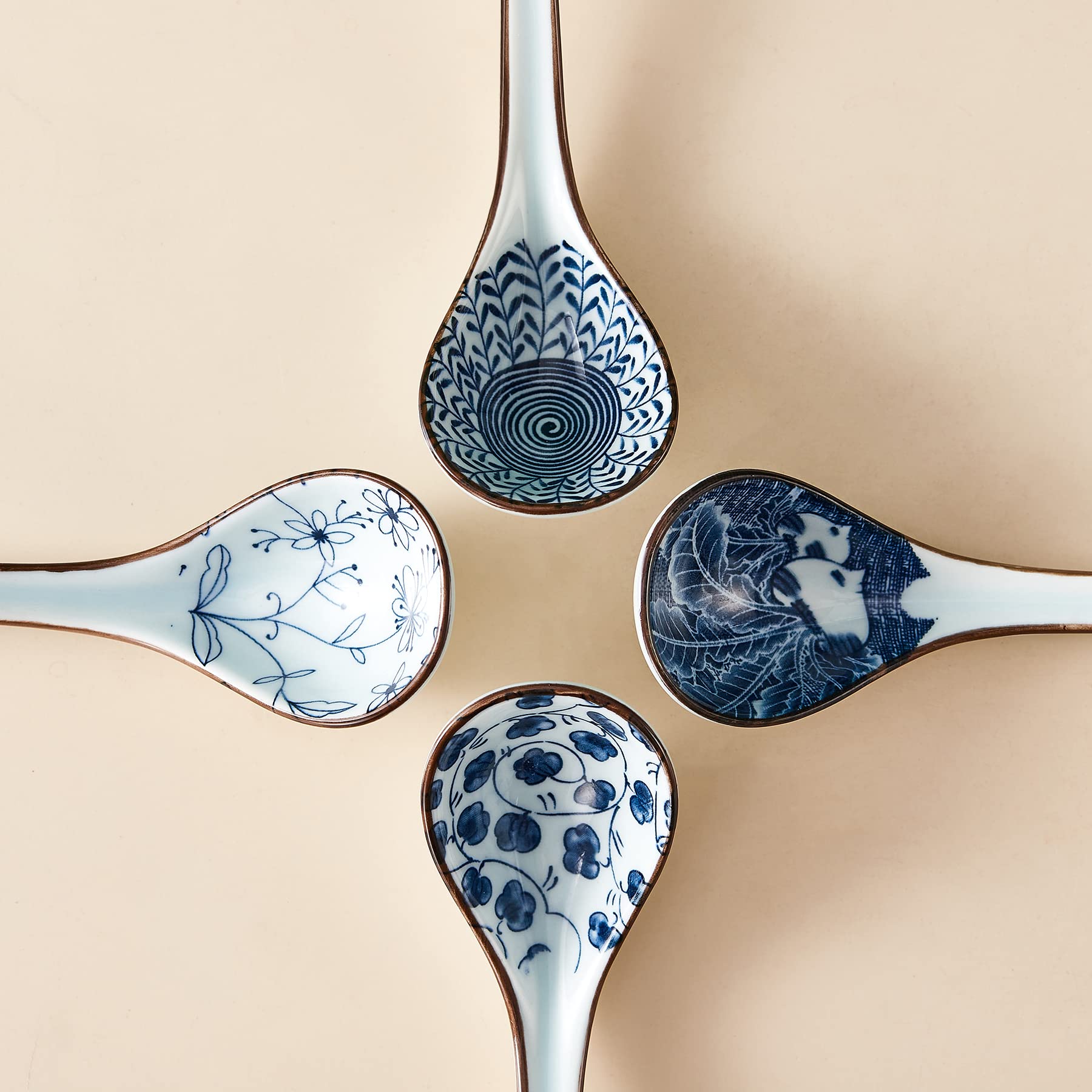 Hoilse Soup Spoons Set of 4,Asian Soup Spoon Ceramic Ramen Spoons, Japanese Soup Spoon Long Handle Perfect Depth for Dumpling, Pho, Noodles, Miso, Chinese Wonton, Dishwasher Safe
