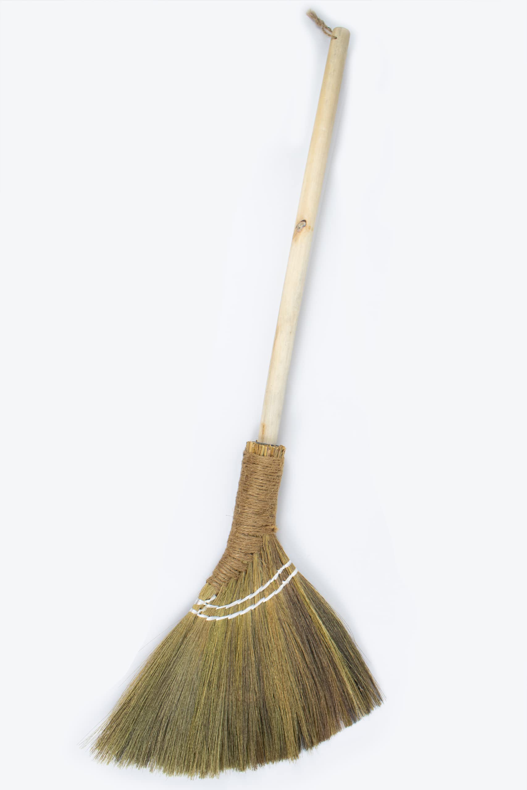 MISCRANAST. Soft Handmade Broom with Wood Handle Retro Nature. Vietnamese Straw Soft Broom for Cleaning. Clean Every Little Corner of Your Space. Use it as a Decoration