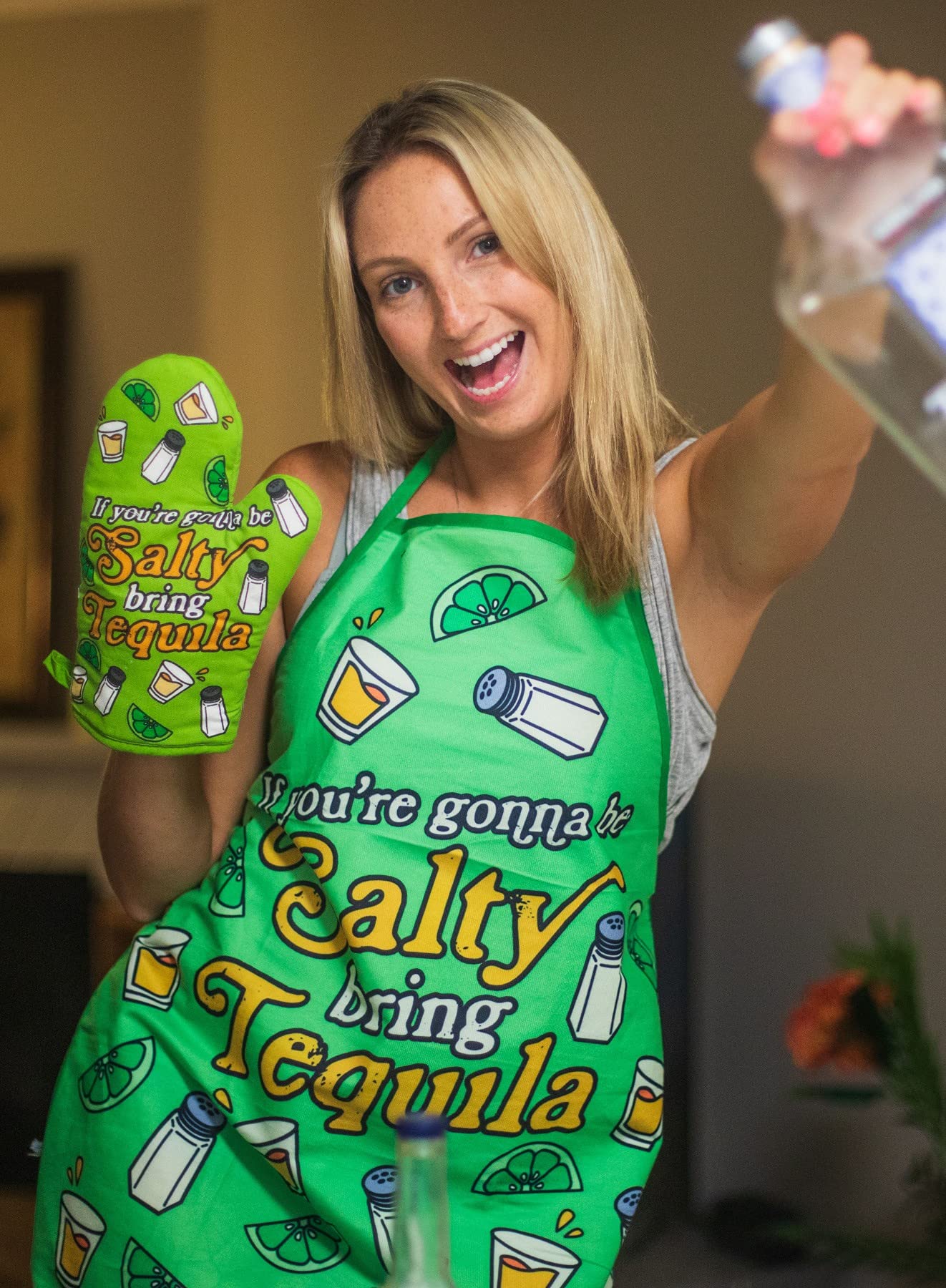 If You're Going to Be Salty Bring Tequila Oven Mitt Funny Margarita Kitchen Glove Funny Graphic Kitchenwear Cinco De Mayo Funny Liquor Novelty Cookware Green Oven Mitt
