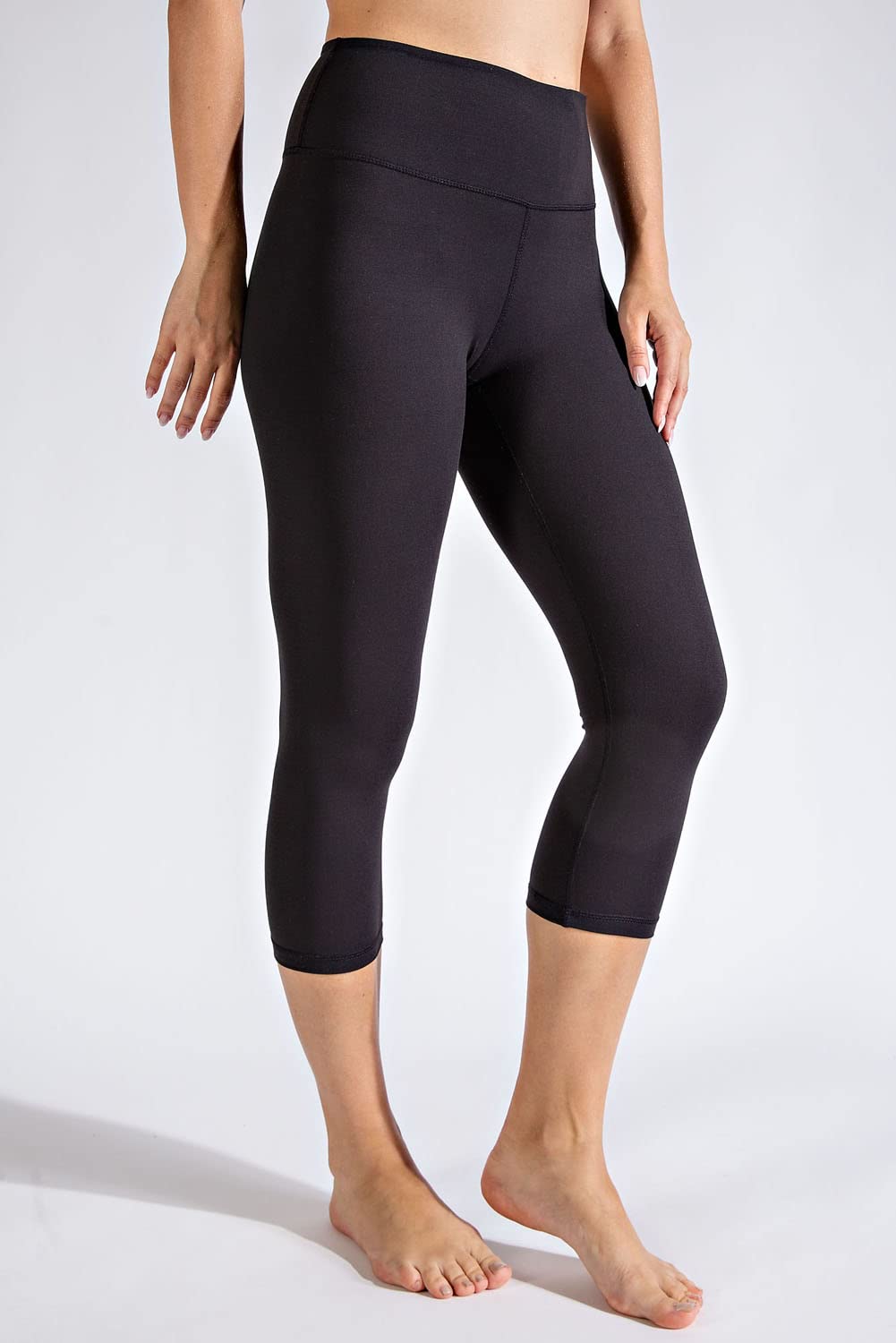Hype Up Women's High Waisted Buttery Super Soft Capri Length Activewear Legging (S-3X) Black