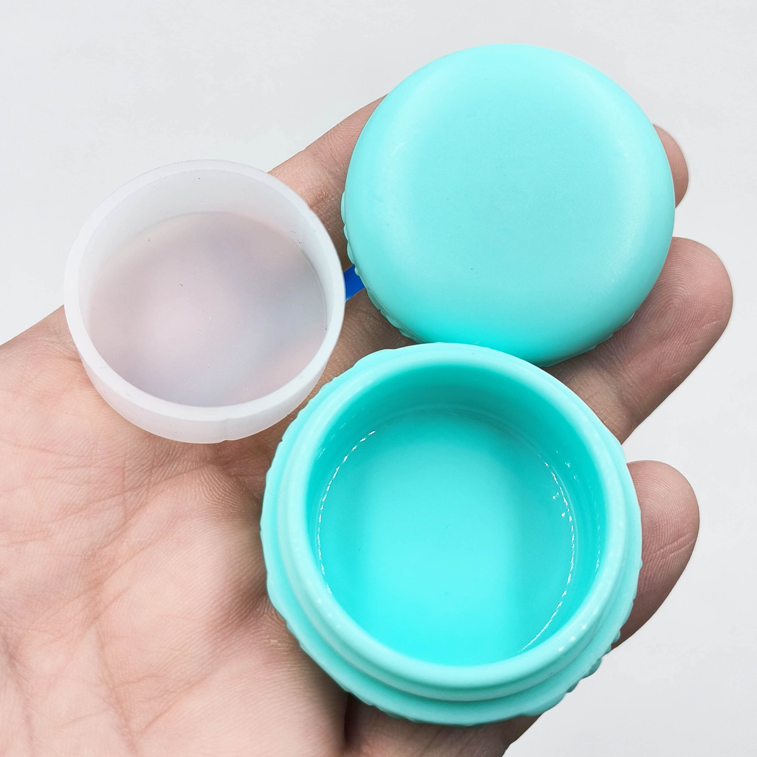 KUVIS 7ml Macron Plastic Silicone Containers Concentrate Non-stick Silicone Storage Jars Multi Use (5)
