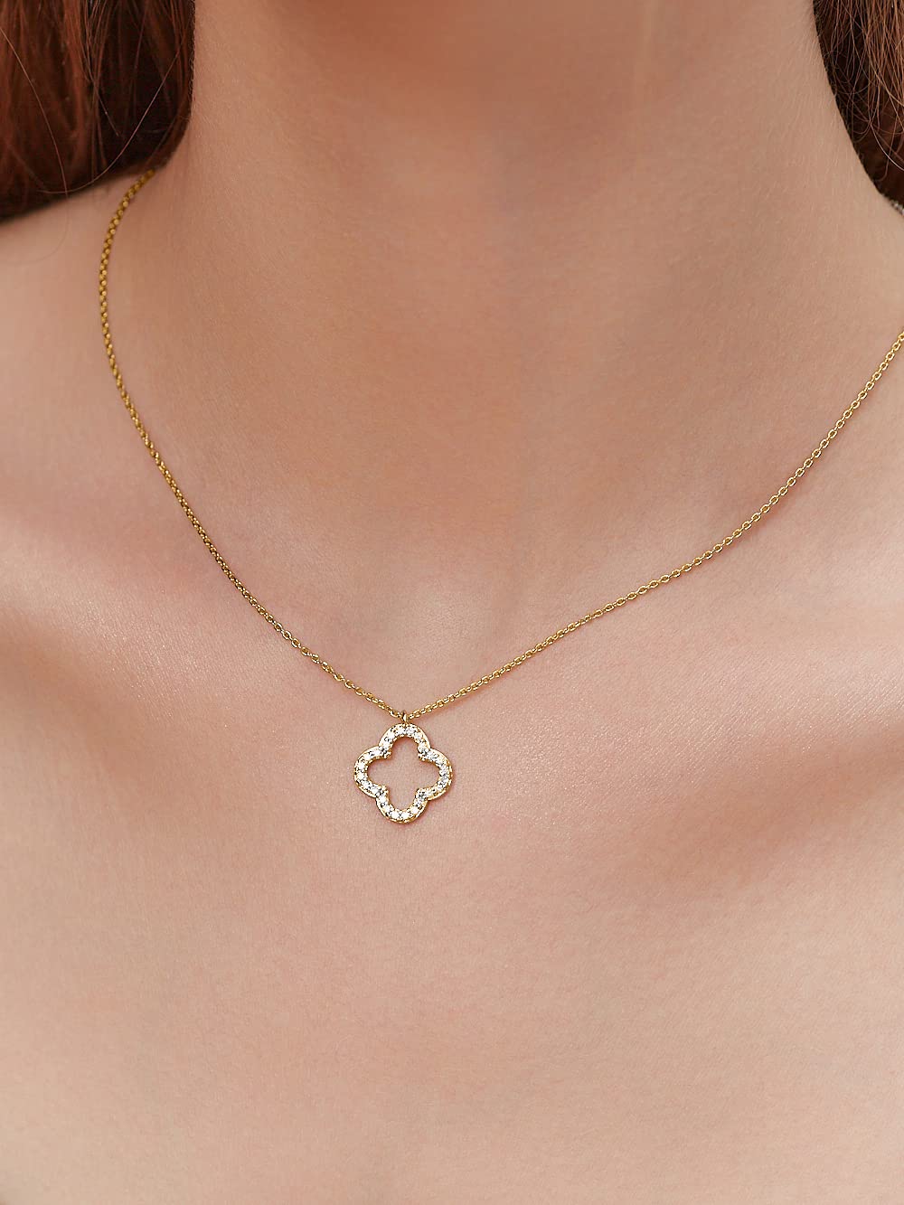 Karmelia Pendant Necklaces for Women (Quatrefoil, Gold)
