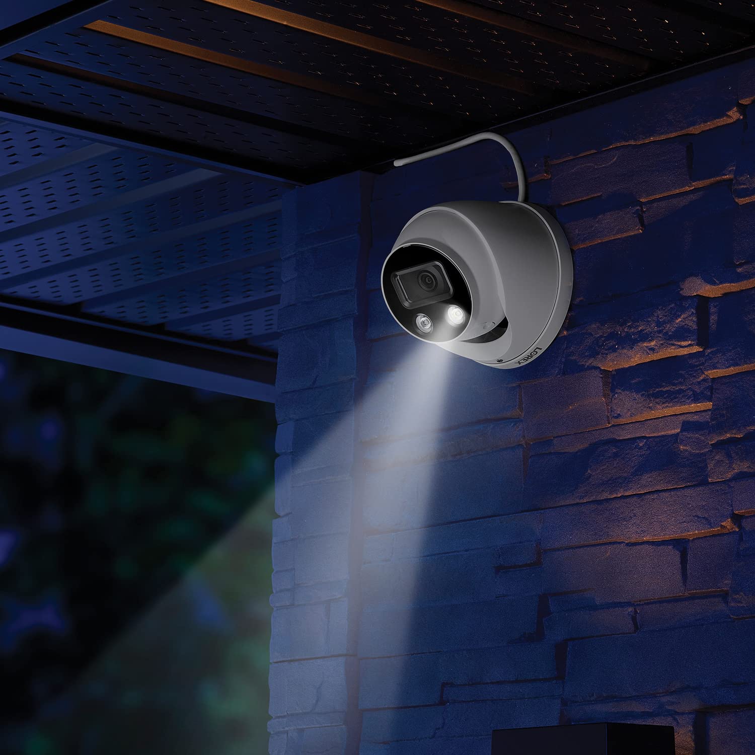 Lorex E893DD-E Indoor/Outdoor 4K Ultra HD Smart Deterrence IP Dome Camera with Smart Motion Detection Plus, 150ft Night Vision, CNV, 2.8mm, F2.0, IP67, Audio, White, Camera Only (M.Refurbished)