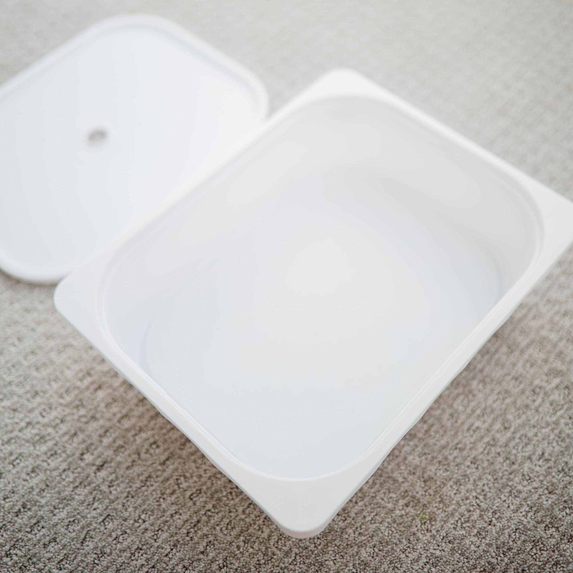 PLAYMAKER CO. The Toddler Sensory Bin
