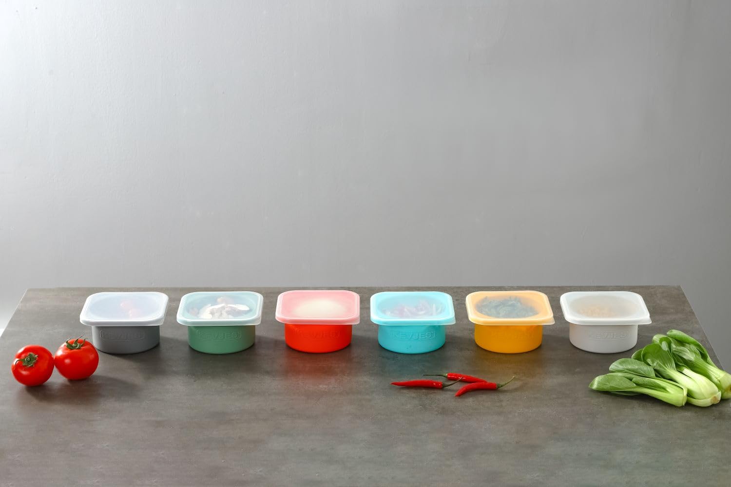 KEVJES Stackable Silicone Pizza Dough Tray with Lids-500ml portion-6pack (2 Green+2 Blue+2 Grey)