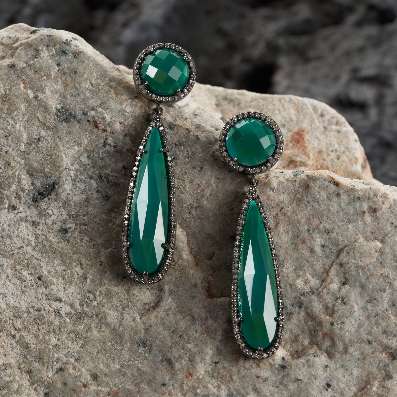 Jupiter Teardrop Green Agate Earrings,Black Ruthenium Plated Genuine Gemstone Waterdrop Earrings with Cubic Zirconia for Woman, Brass, green agate
