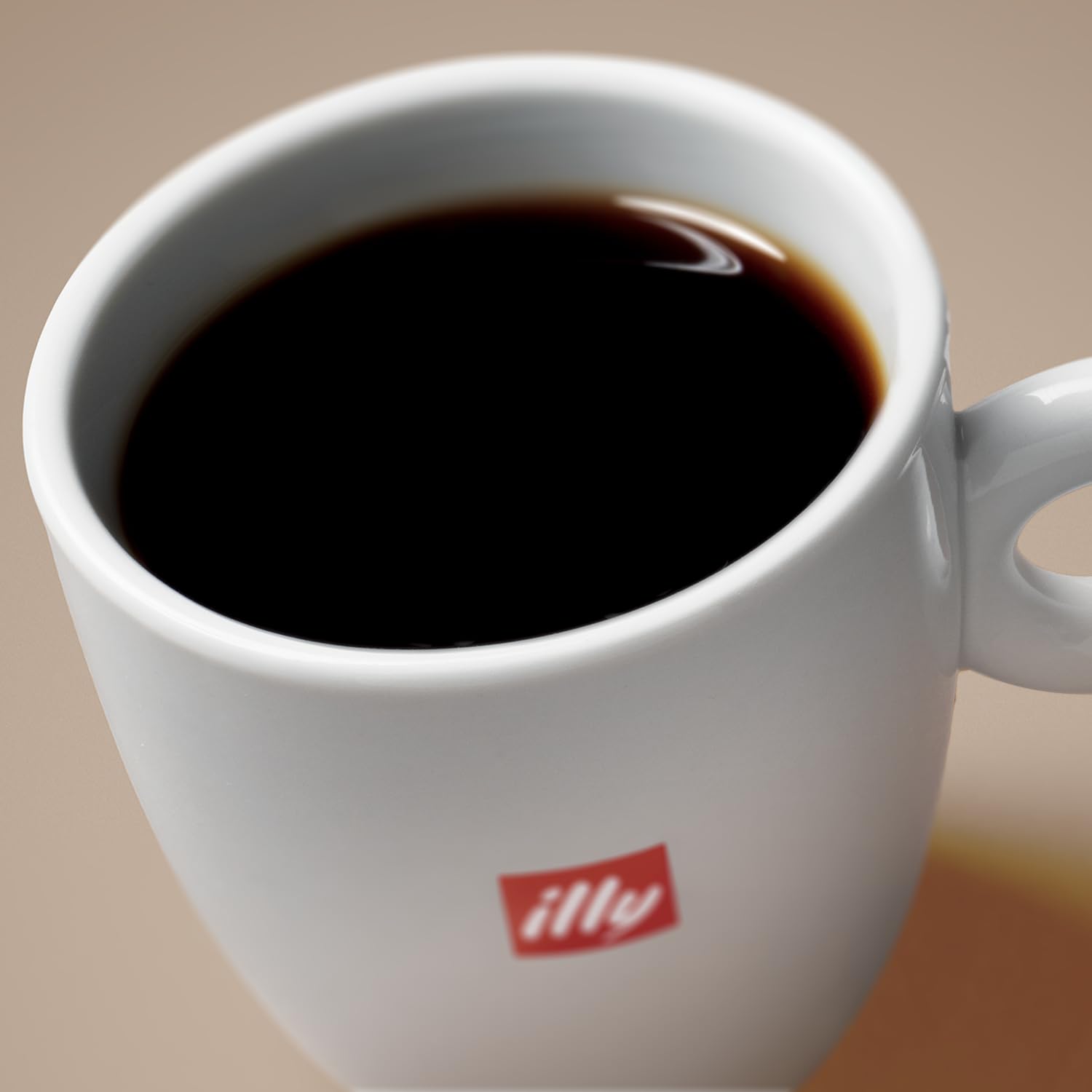 illy Drip Coffee - Ground Coffee - 100% Arabica Ground Coffee β Forte Extra Dark Roast - Notes of Dark Chocolate & Toasted Bread Aroma - No Preservatives β Rich & Strong β 8.8 Ounce