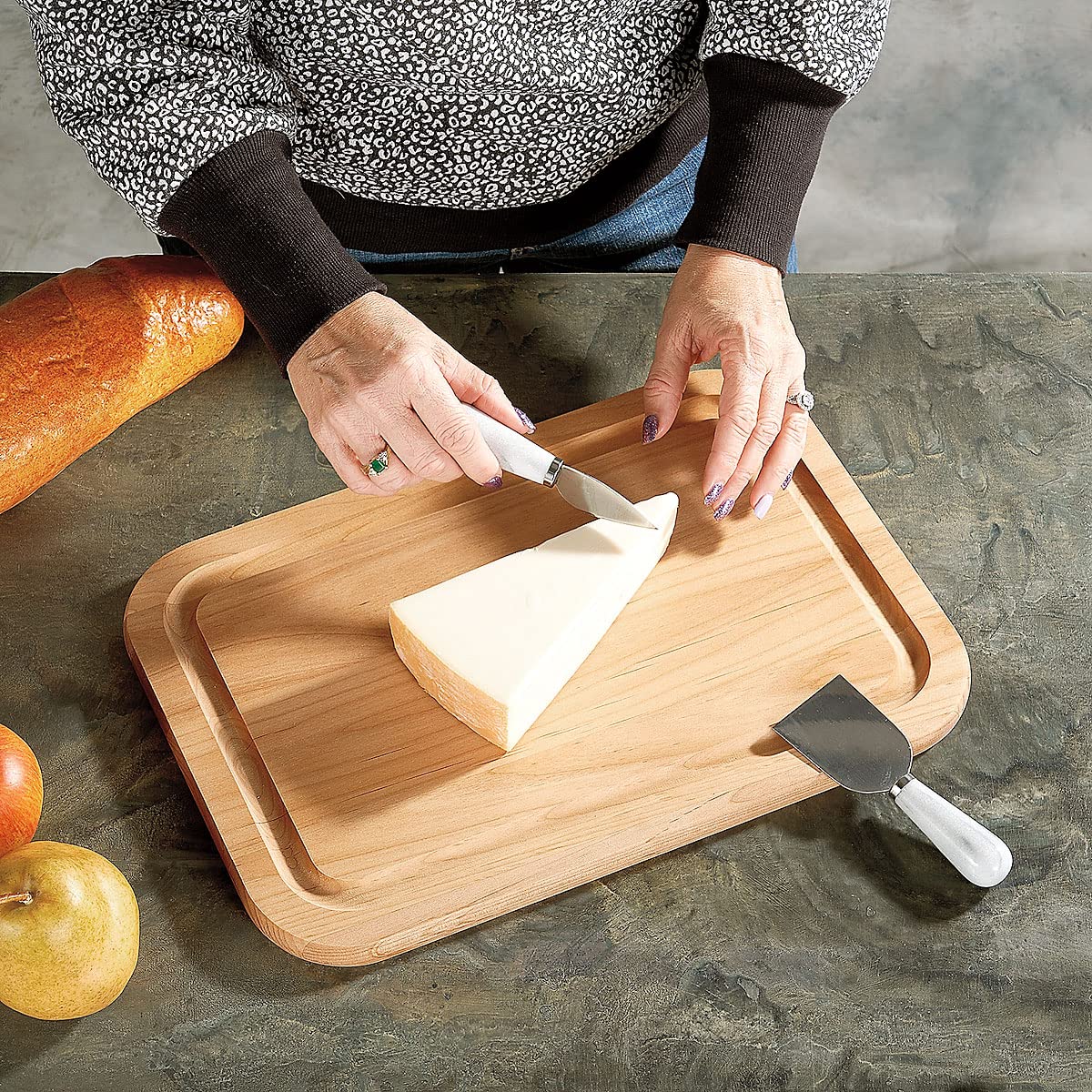 King of the Grill Personalized Red Alder Wood Cutting Board-Custom Engraved 11x16-Inch Chopping, Serving Boards w/Leather Hanger, Father’s Day, Holiday, Housewarming Gift, Add Name, by Lillian Vernon