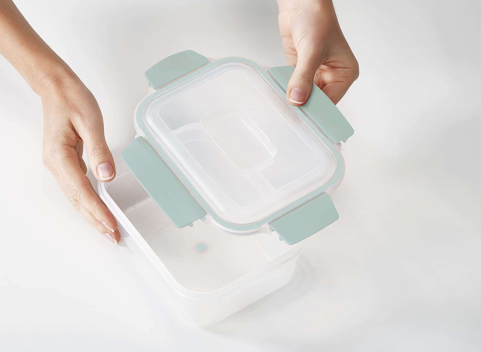 Joseph Joseph Nest Lock, 5 Piece Plastic Food Storage Container set with lids, Leak Proof, Airtight, Space Saving, Kitchen Storage - Sage Green