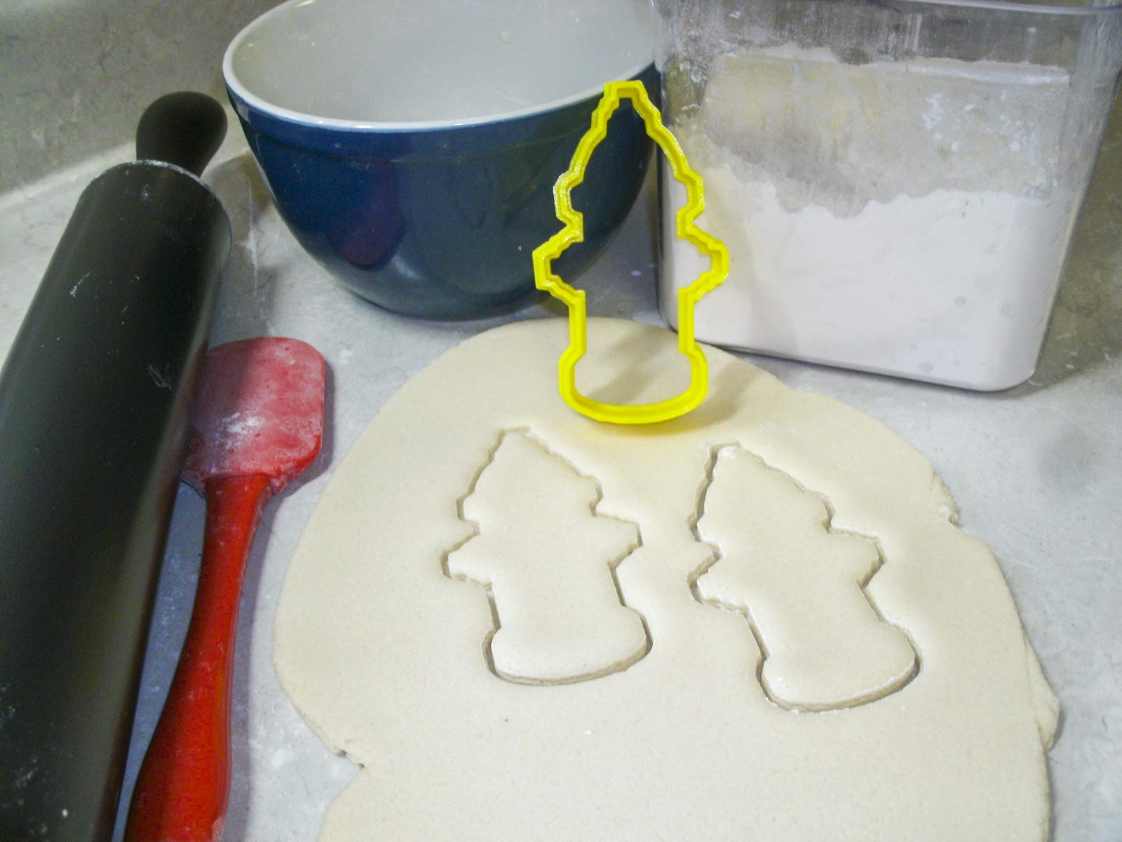 INSPIRED BY FIREMAN SAM CARTOON FIREFIGHTER SET OF 6 COOKIE CUTTERS MADE IN USA PR1093