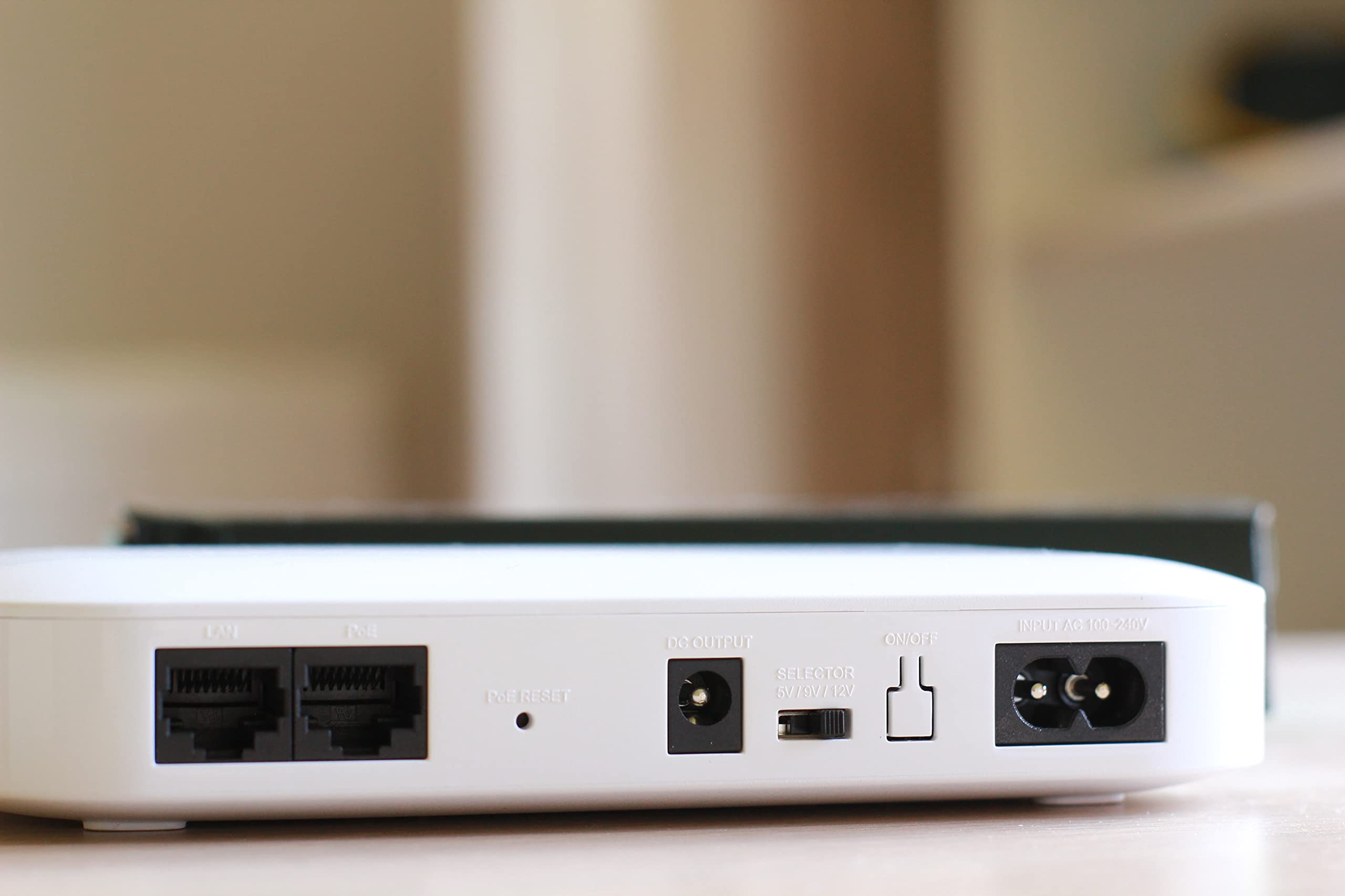 Mini small ups 10000mAh for router, modem, security camera with USB charger, 5V, 9V and 12V outputs support powering up 3+ devices