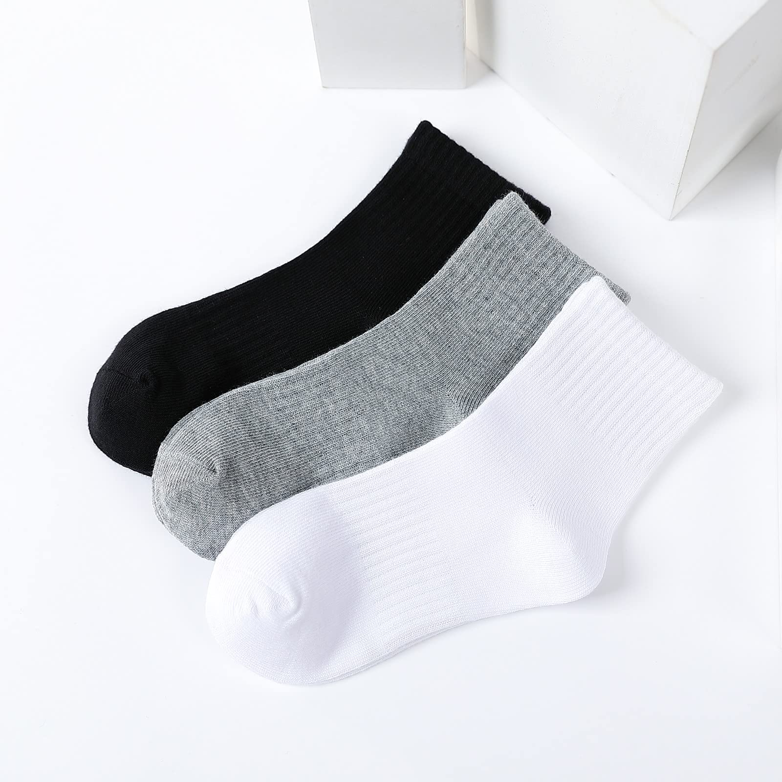 KEREDA Boys Crew Socks Kids Athletic Ankle Socks Uniform Socks for Girls 9 Pairs Grey 4-6 Years