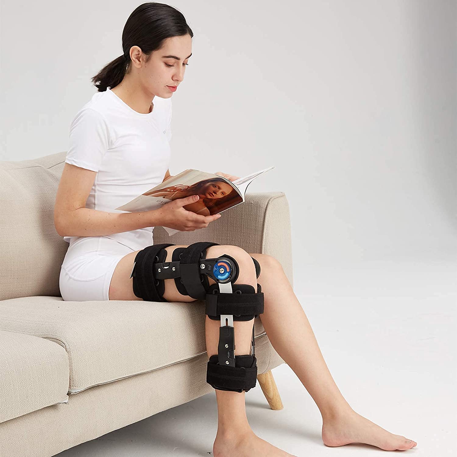 Knee Brace Hinged ROM Knee Brace Adjustable Leg Stabilizer Post Op Recovery Immobilization Splint - Orthopedic Guard Protector Patella Injury Immobilizer Brace Knee Brace
