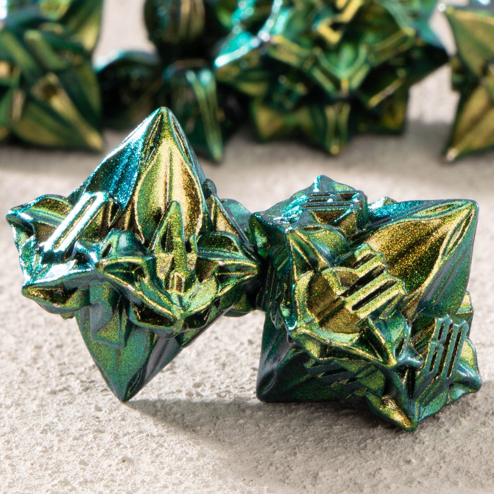 KERWELLSI Metal DND Dice Set, 7 Piece D&D Dice Set, Green Dungeons and Dragons Dice, Polyhedral Dice, RPG Role Playing Dice, D and D Dice with Box D20 D12 D10 D8 D6 D4