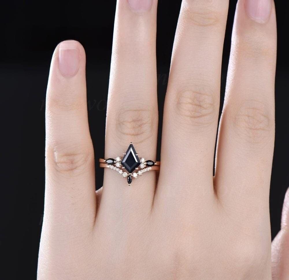 kite cut Black onyx ring set rose gold unique engagement ring set moissanite ring marquise cut black spinel ring black stone ring for women (rose gold, 5)