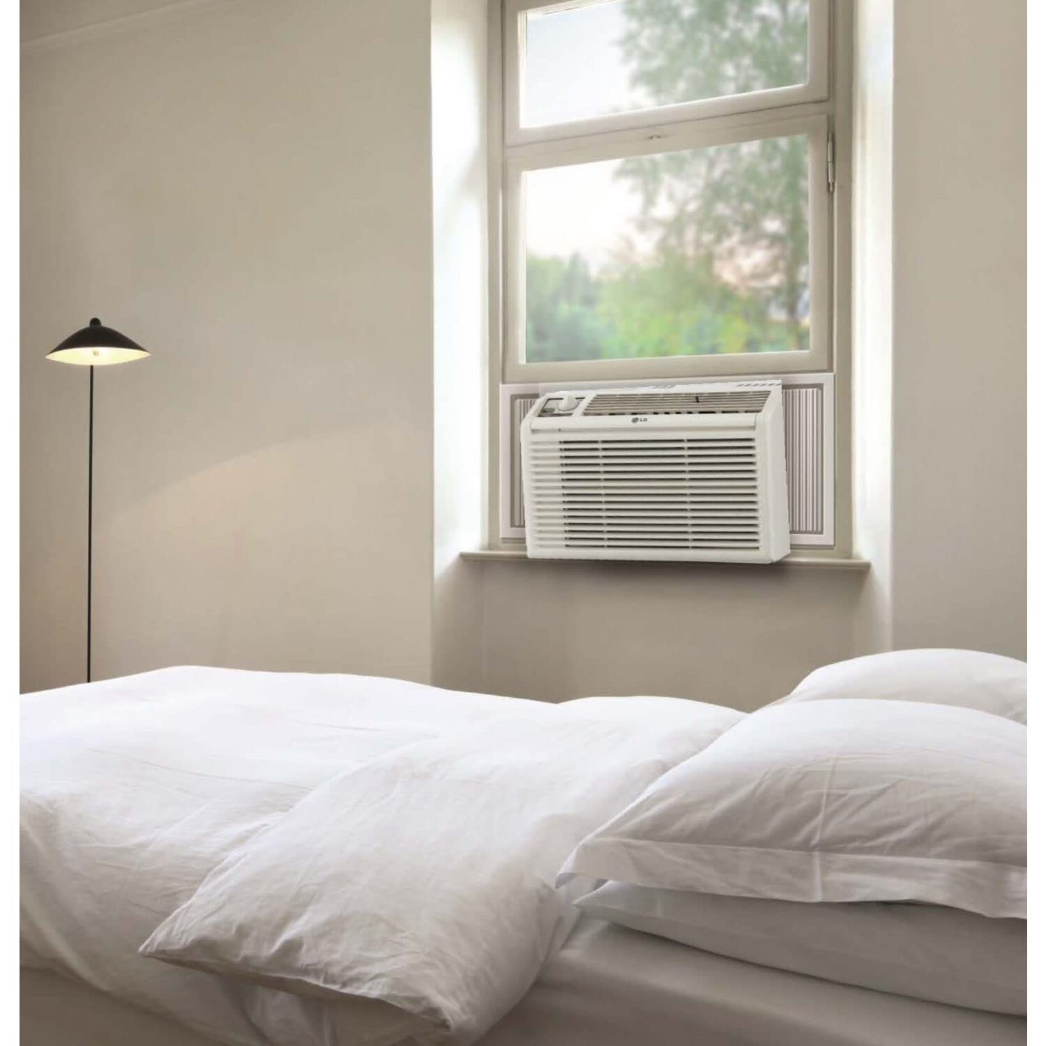 LG 24,500 BTU Window Air Conditioner, 230V, Cools 1,560 Sq.Ft. (39' x 40' Room Size), Quiet Operation, Electronic Control with Remote, 3 Cooling & Fan Speeds, Auto Restart, White