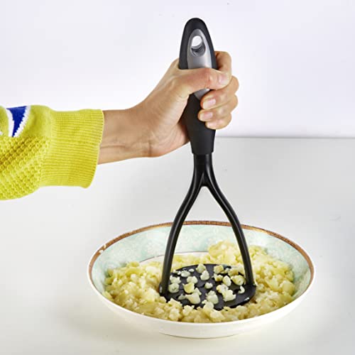 KSENDALO Multifunctional Kitchen Cooking Tool β Potato Masher, Avocado Masher, Bean Masher - Nonstick Degradable Nylon Blade with Comfortable Rubber Wrapped Handle, Degradable Nylon Blade, Black