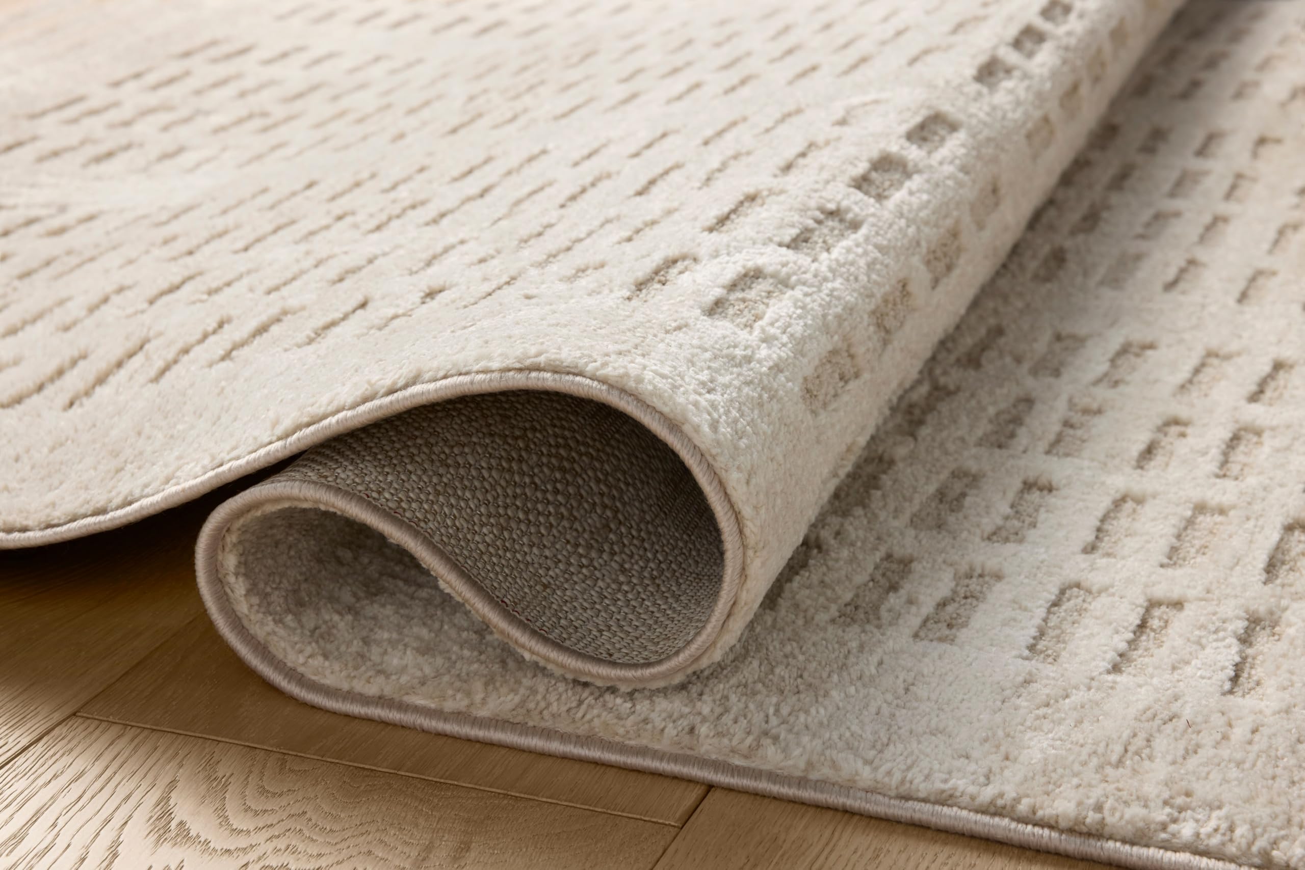 Loloi Amber Lewis Monty Collection MOT-03 Ivory/Beige 7'-10" x 10' Area Rug