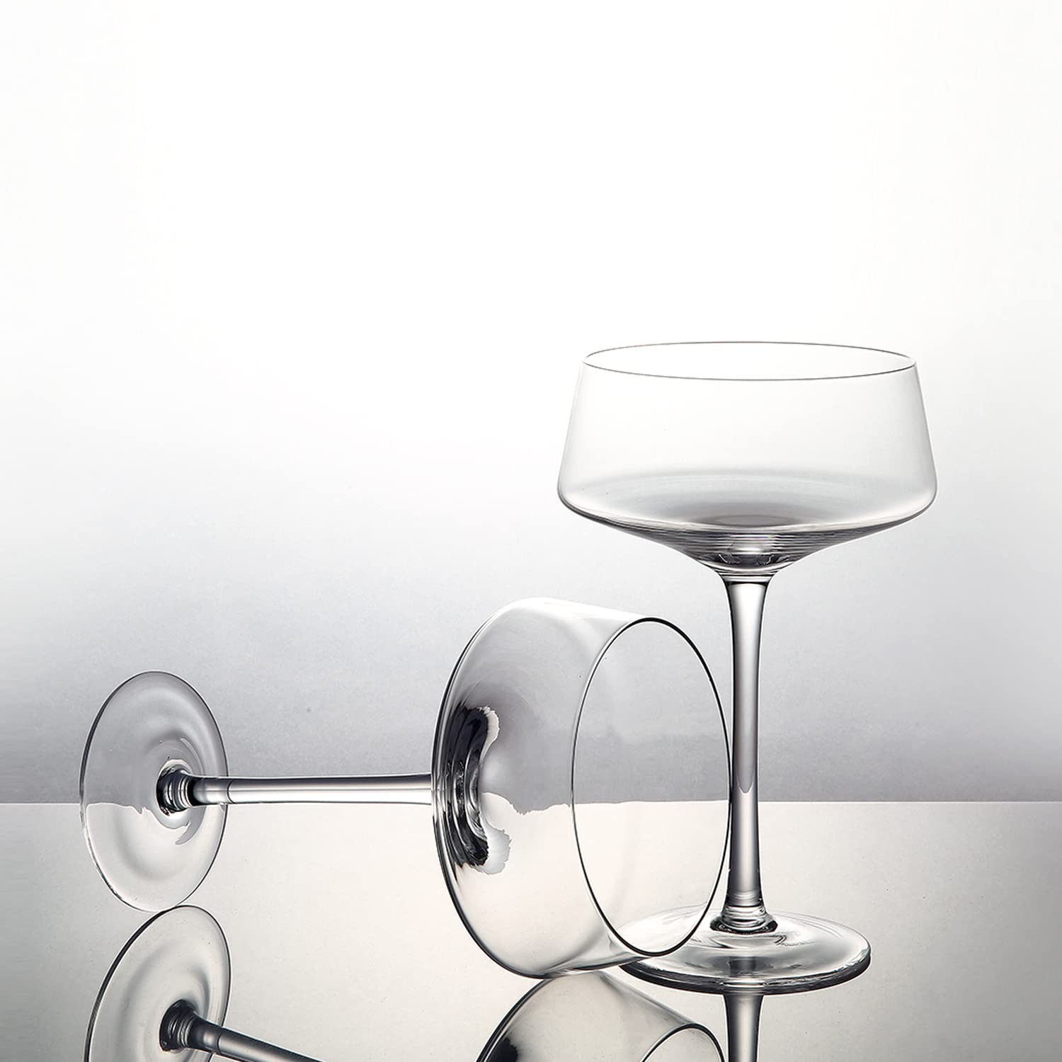 JYB&XY Martini Glasses Set of 4 | 9 oz Coupe Glass Classic Cocktail Glassware Hand Blown Premium Crystal Glass for Champagne, Cocktail,wine,martini Flutes